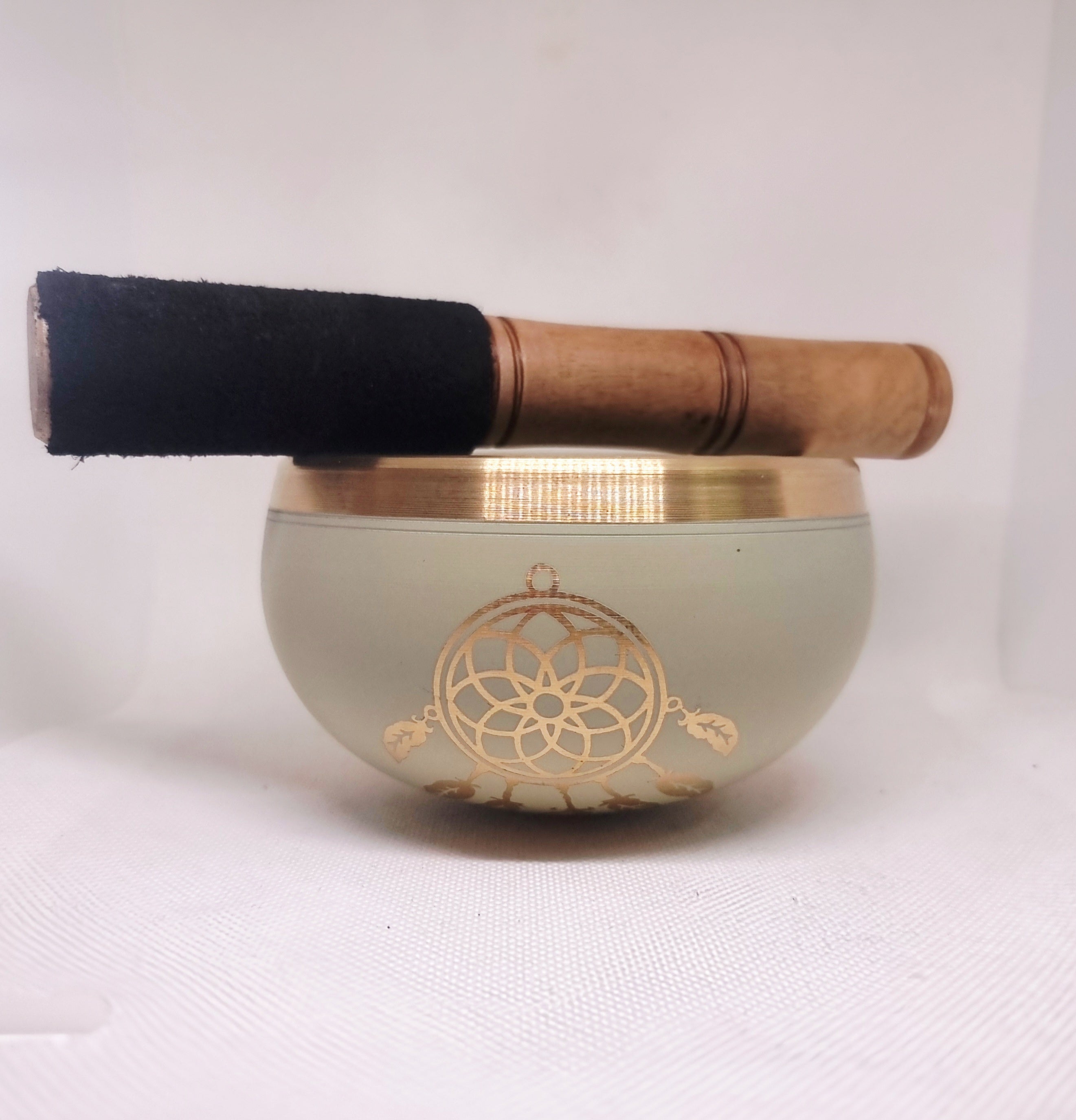 DREAMCATCHER TIBETAN BRASS SINGING BOWL SML – Wildlings Crystal ...